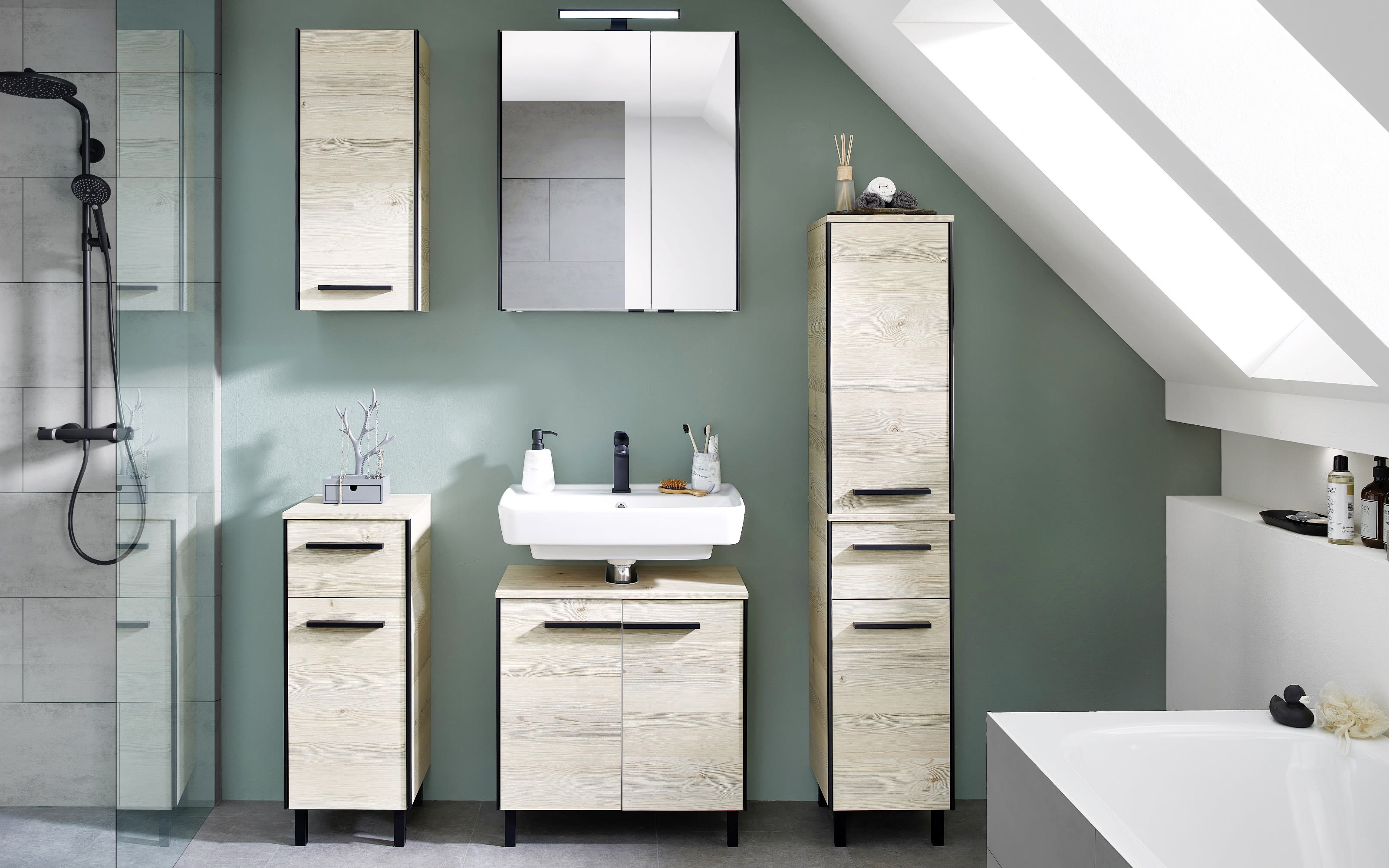 Hängeschrank Alomi, Polar Pinie Nachbildung, Absetzung in schwarz ...