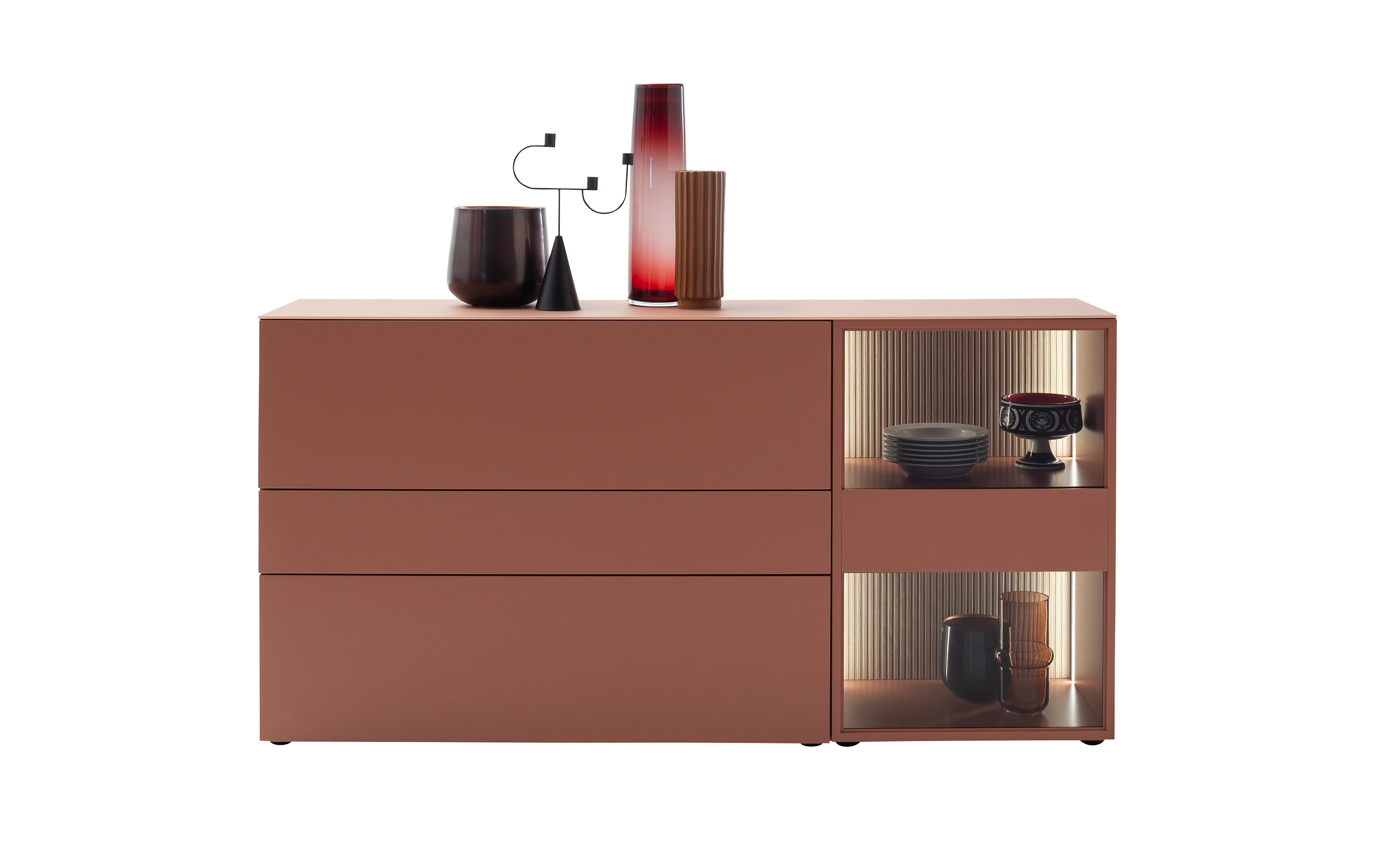 Sideboard Amaya, samtbeere/Eiche, inkl. inkl. Push to Open Funktion ...